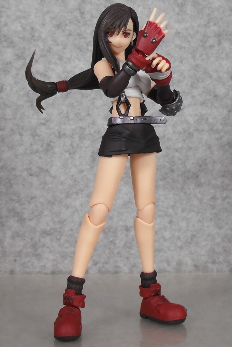 BRING ARTS 「ティファ・ロックハート」 レビュー